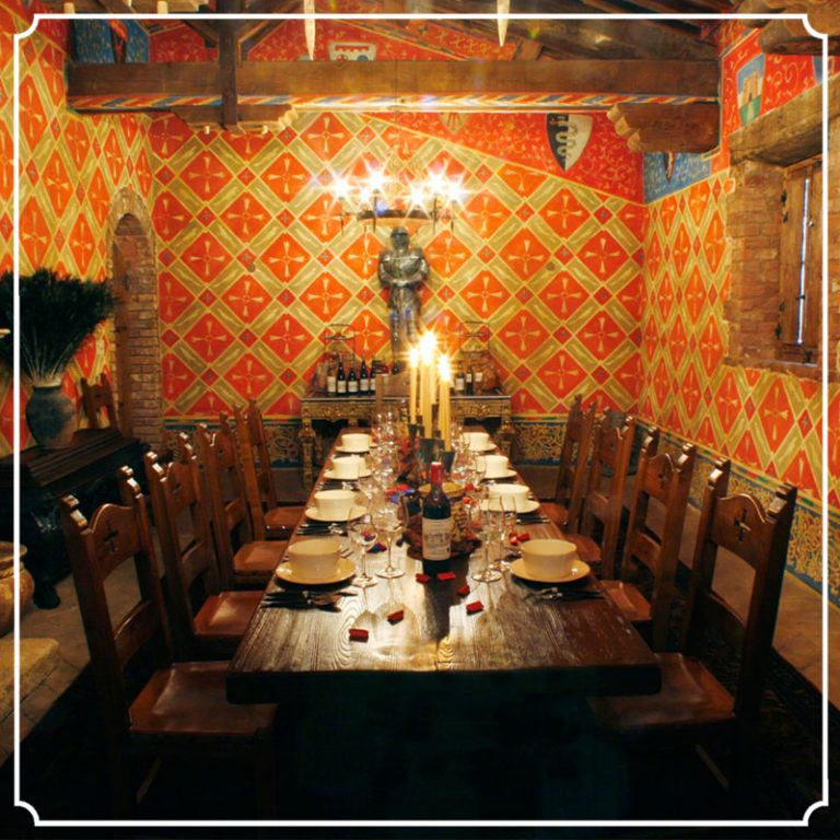 Castle Rooms: Medieval Great Hall, Towers, Chambers & More