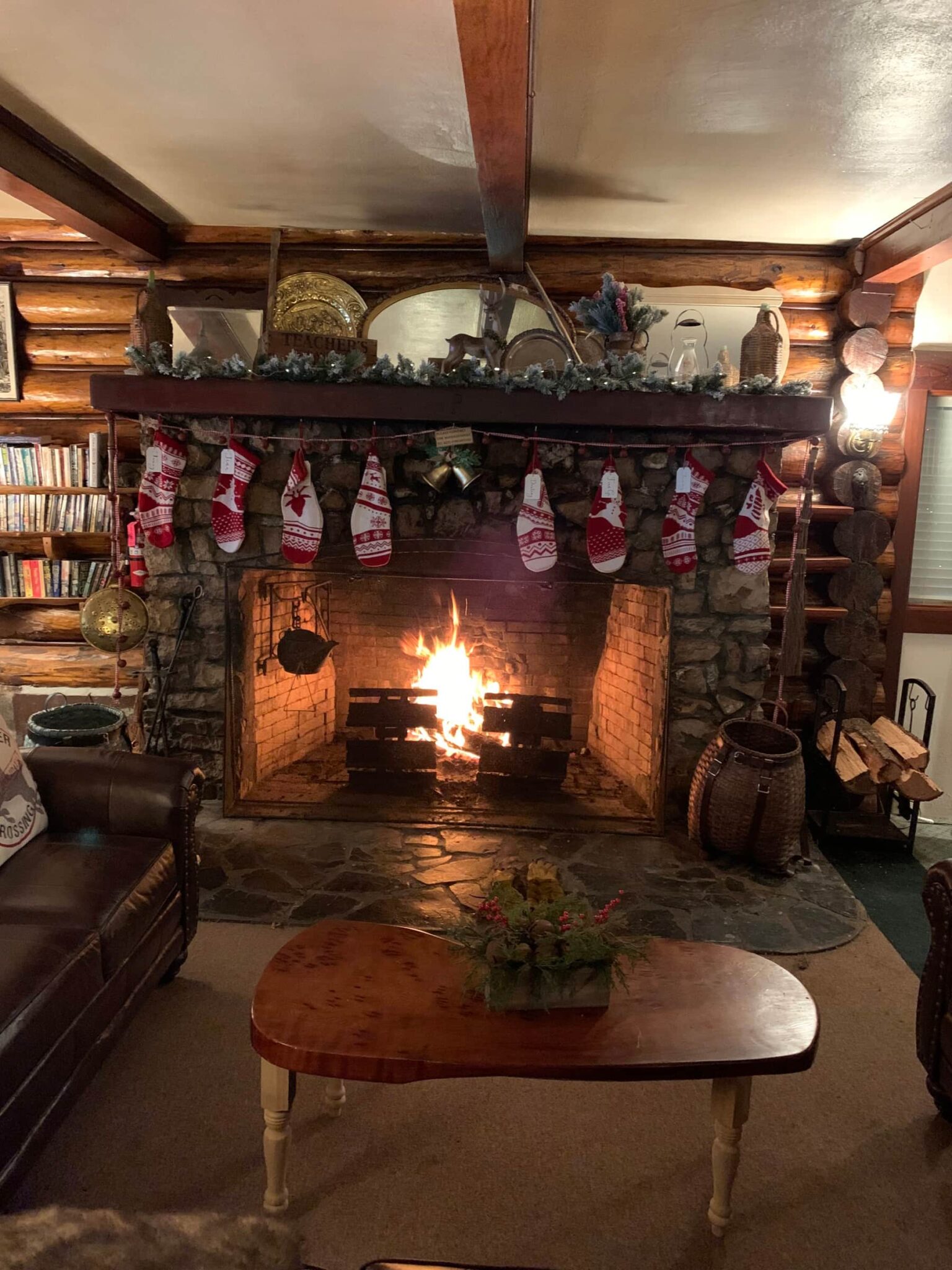 Patrick Creek Historic Lodge Stay at Six Rivers National Forest